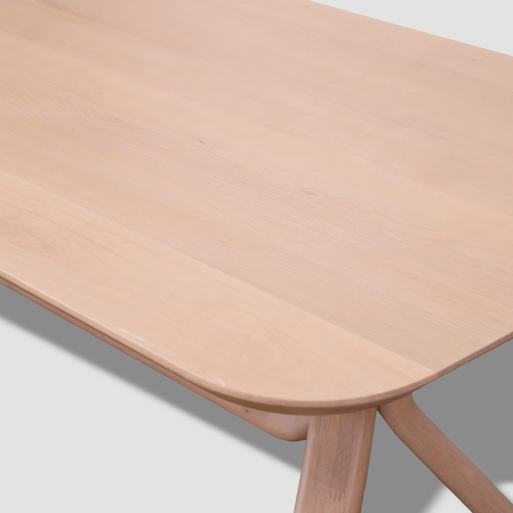 PODIUM Flex 曲木餐桌 210 cm 淺木｜HOLA 和樂家居｜HOLA 和樂家居