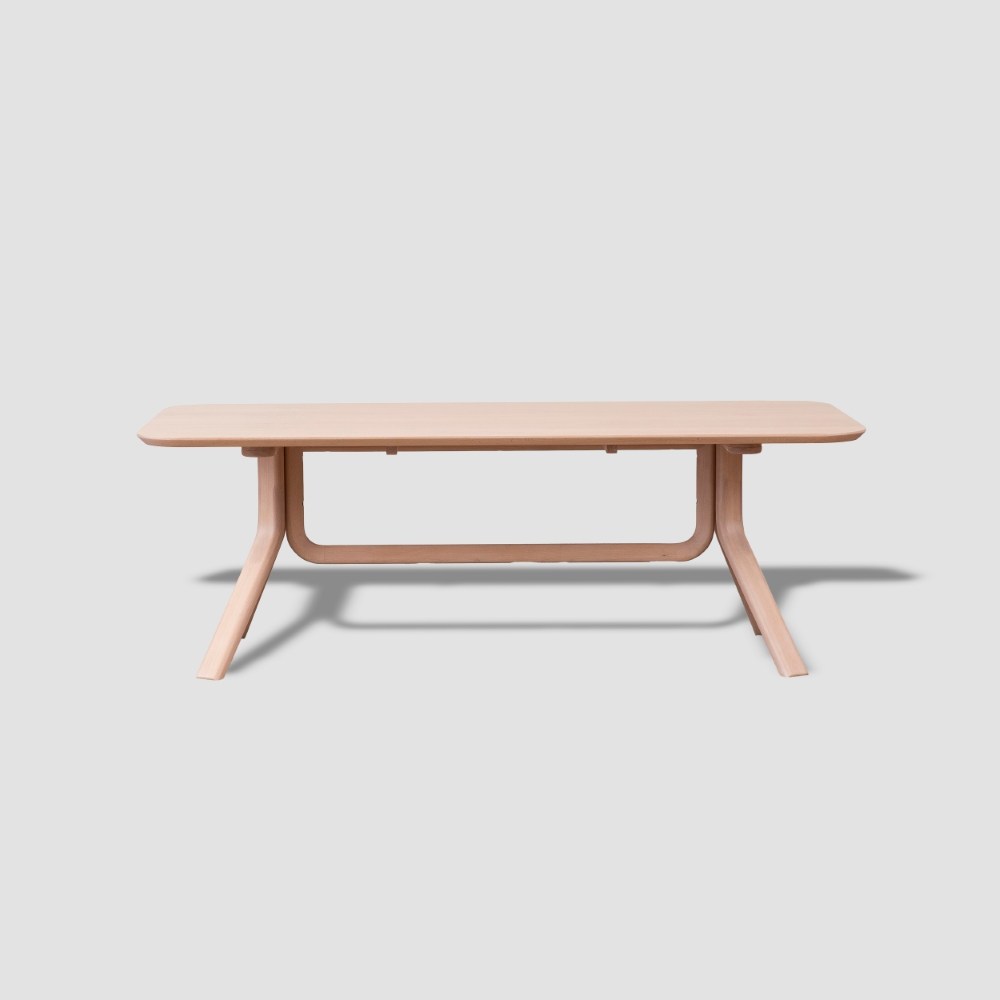 PODIUM Flex 曲木餐桌 210 cm 淺木｜HOLA 和樂家居｜HOLA 和樂家居