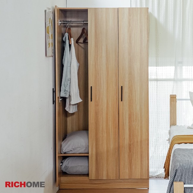 【RICHOME】莎麗三門大衣櫥(橡木色)橡木色｜家具床墊｜特力屋．特力屋線上購物